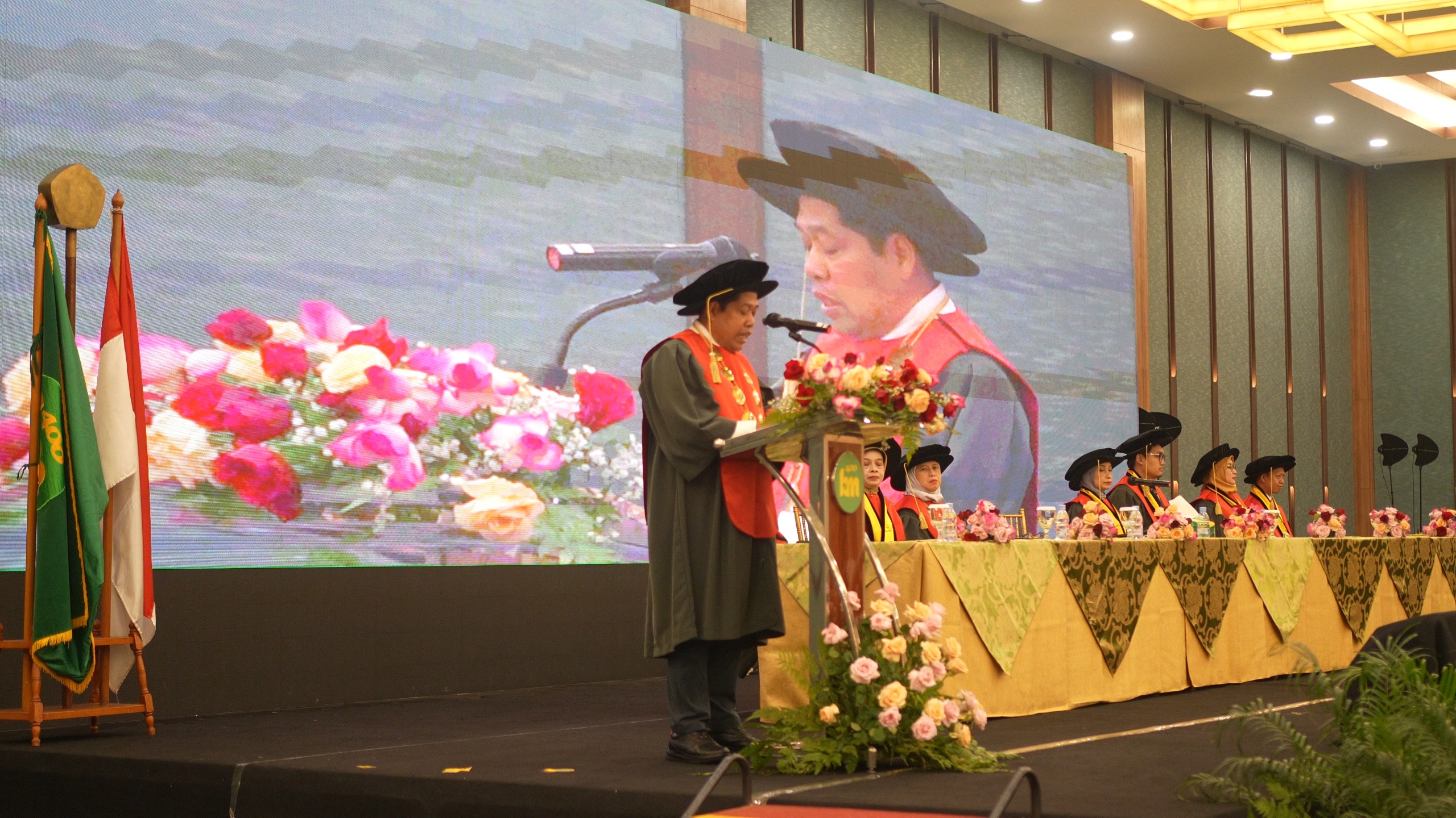 Wisuda BM400 2025: “from Dream To Destiny, Powered By Passion, Guided ...